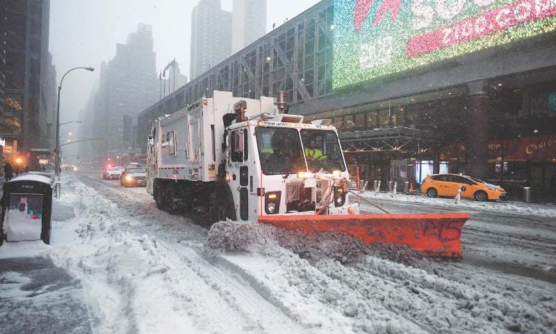 Snowstorm Stella hits US northeast - World - DAWN.COM