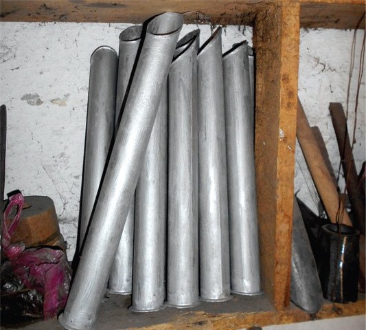 The dying art of making handmade farming tools - Pakistan - DAWN.COM