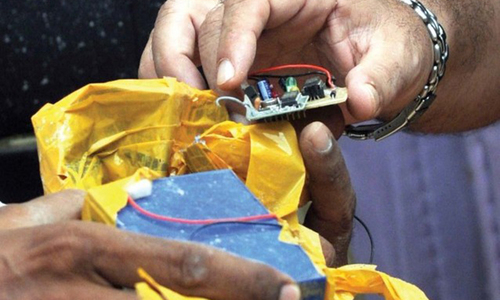 Roadside IED defused in Turbat - Pakistan - DAWN.COM