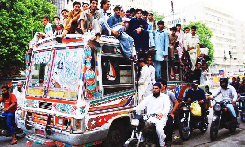 Karachi needs 8,000 new buses to ease transport woes, CM told ...