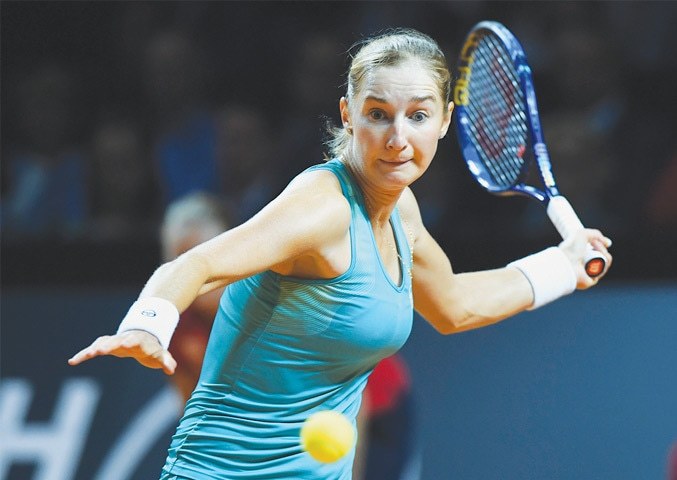 Second straight win takes Sharapova into quarters - Newspaper - DAWN.COM