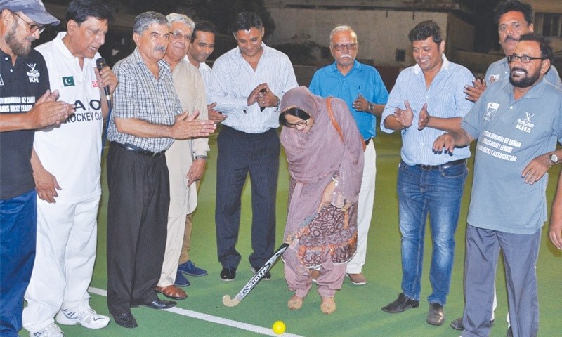 YMCA, Police Boys win as OISSA, AO club draw - Newspaper - DAWN.COM