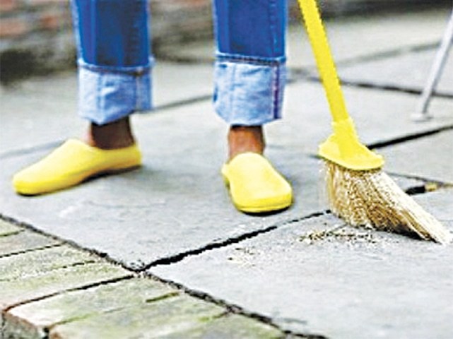 Opinion: Sweeping: an uncelebrated profession - Newspaper - DAWN.COM