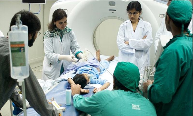 SIUT celebrates 100 years of ‘OPD-14’ - Pakistan - DAWN.COM