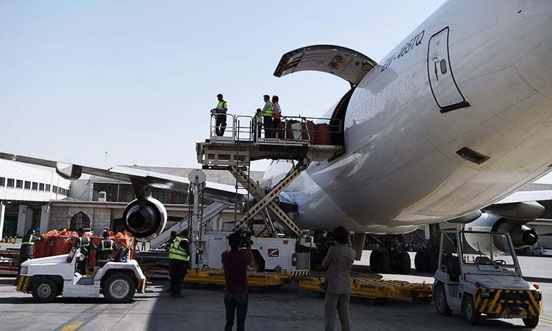 Afghanistan-India Air Corridor opens with first cargo flight - Pakistan ...
