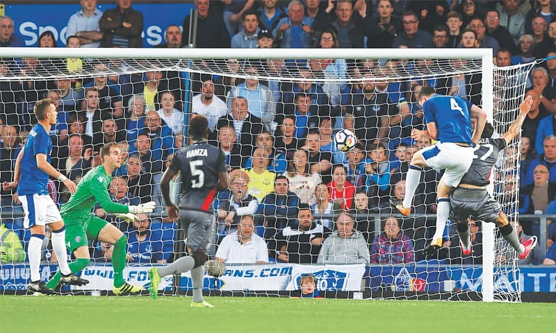 Everton shrug off crowd trouble in Europa League win - Sport - DAWN.COM