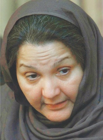 Kulsoom to contest by-election despite illness - Newspaper - DAWN.COM