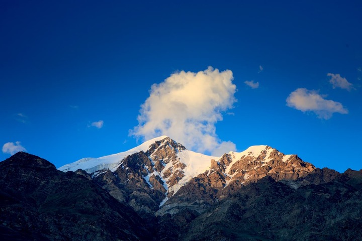 How my trek to Snow Lake made me one of the few to witness its beauty ...