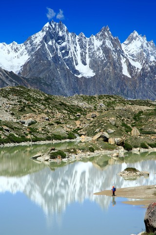 How my trek to Snow Lake made me one of the few to witness its beauty ...