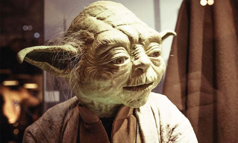 Saudi official fired after textbooks show Yoda with king - World - DAWN.COM
