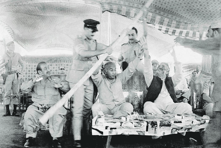 Special Report: Democracy in Disarray 1974-1977 - DAWN.COM
