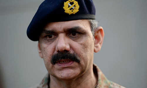 Balochistan commander, CM discuss security - Pakistan - DAWN.COM