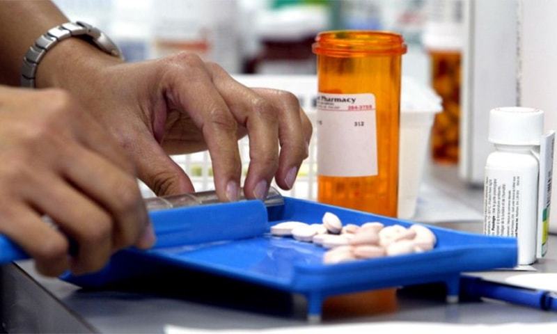 US approves first pill with digital tracking device - World - DAWN.COM