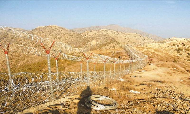 Military pushing ahead with Afghanistan border fencing - Pakistan ...