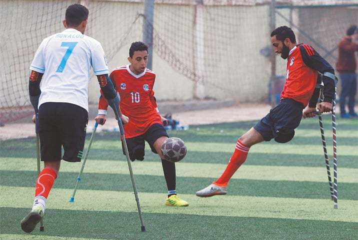One-legged football players aim for league of their own - Newspaper ...