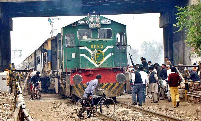 Pak-Iran train services to resume by September - Pakistan - DAWN.COM