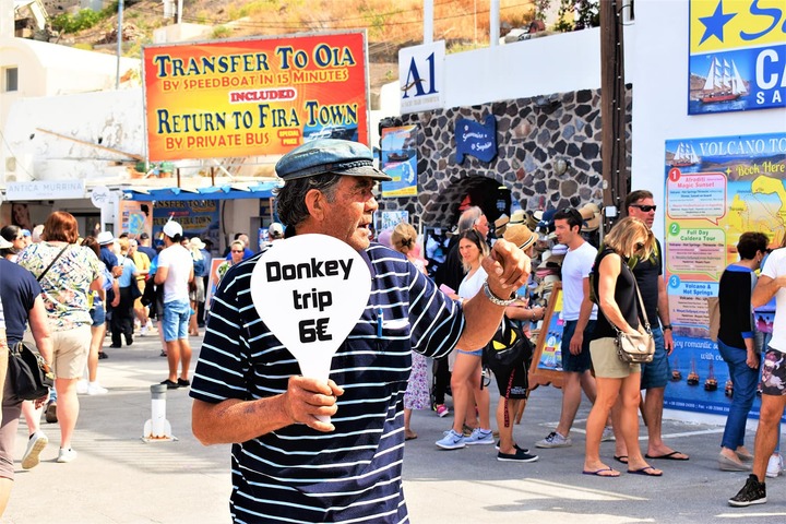 Whilst holidaying in Greece, I could see Pakistan in the little ...