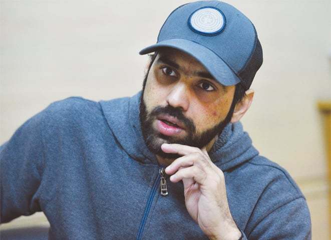 Farhan blames PSF ‘lobby’ for discrimination - Newspaper - DAWN.COM