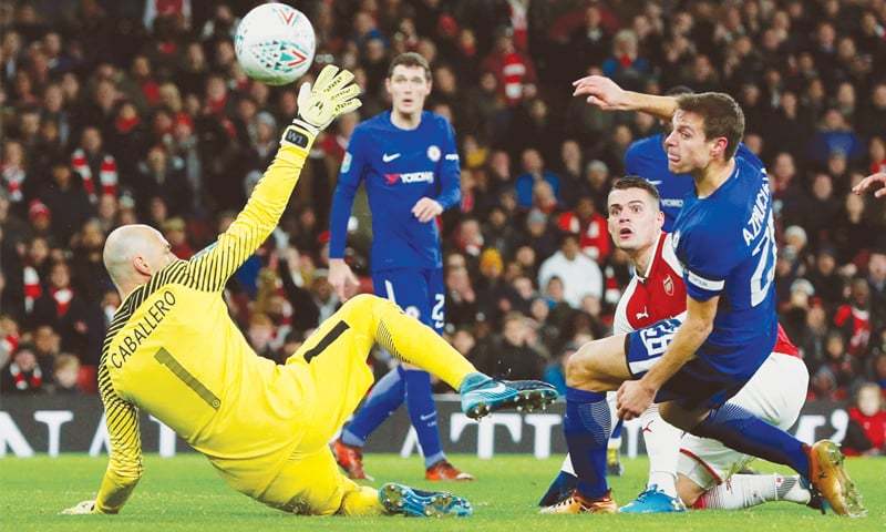 Rock-solid Arsenal beat Chelsea to set up League Cup final with City ...