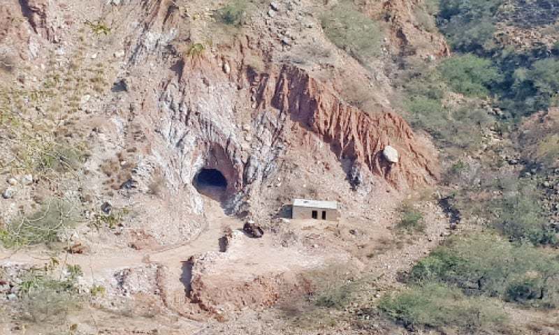 The forgotten salt mines of Kallar Kahar - Pakistan - DAWN.COM