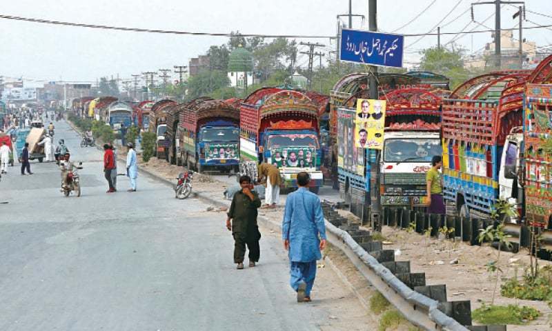 Traffic nightmare for commuters: Truckers block main entry points ...
