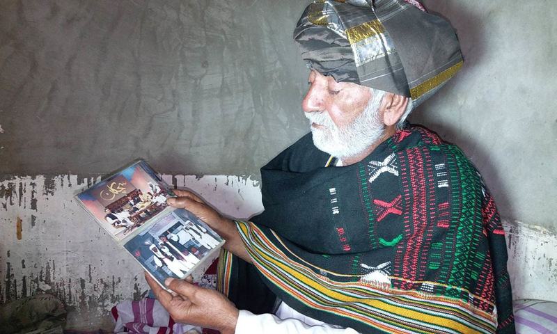 Decorated Baloch folk singer finds himself on the brink of financial ...
