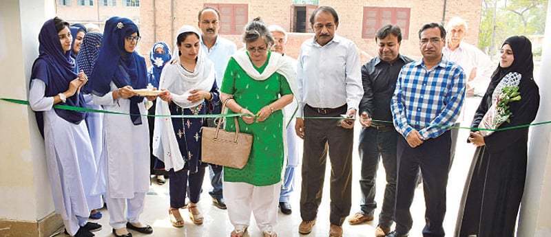 New academic block of Sahiwal college named after Faiz - Newspaper ...