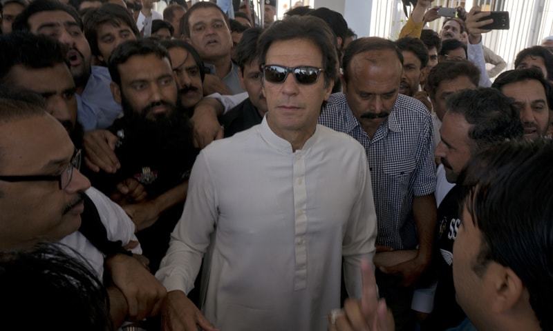 In rare assembly appearance, Imran votes for Fata bill - Pakistan ...