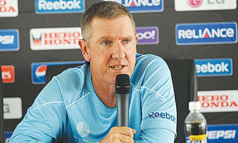 Bayliss hits out at 'outrageous' claims of England 'fixing' in India ...