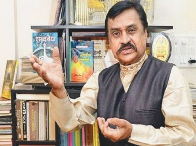 Pandit who writes in praise of the Prophet - Newspaper - DAWN.COM