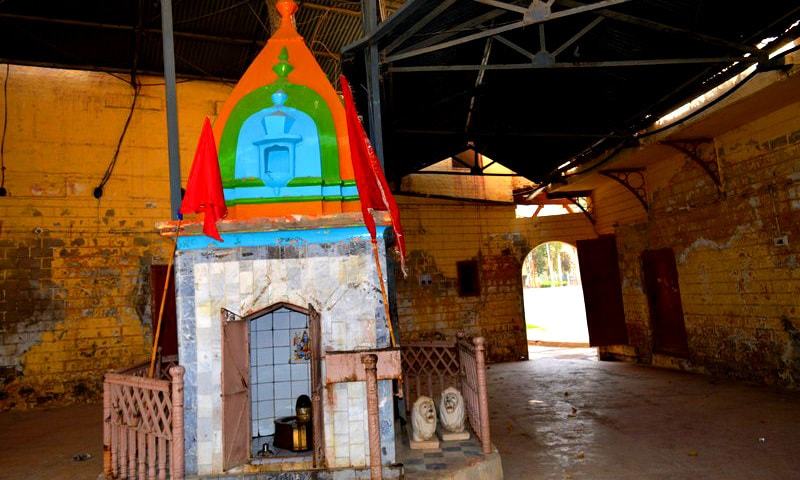 Sadh Belo temple: an abode of Udasipanth in Sindh - DAWN.COM