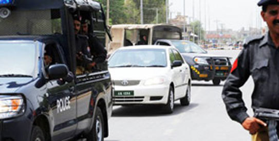 Imran Khan receives VVIP protocol - Pakistan - DAWN.COM