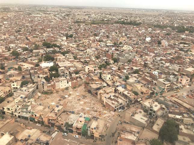 THE CRISIS OF URBAN HOUSING - Newspaper - DAWN.COM