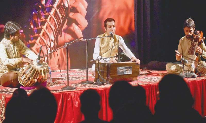 Bright future of Pakistani music - Newspaper - DAWN.COM