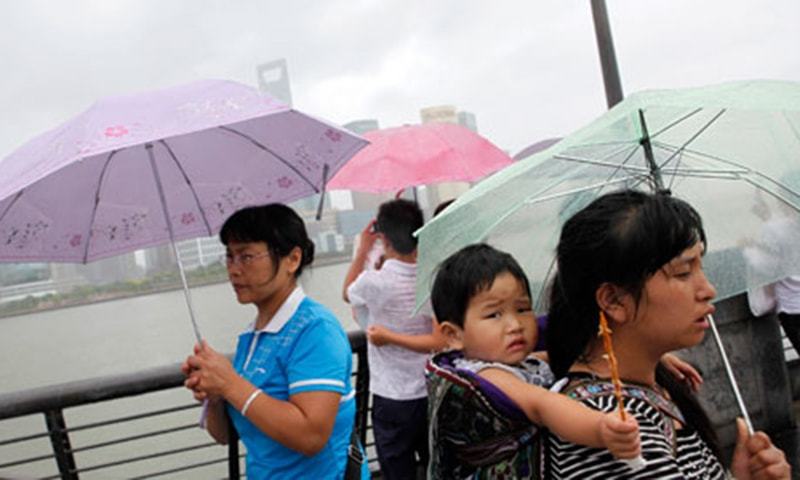 Typhoon makes landfall in China after killing 59 in Philippines - World ...