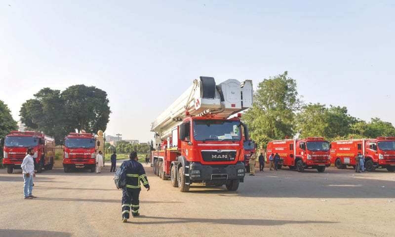 104-metre high snorkel, three new fire engines given to Karachi mayor ...