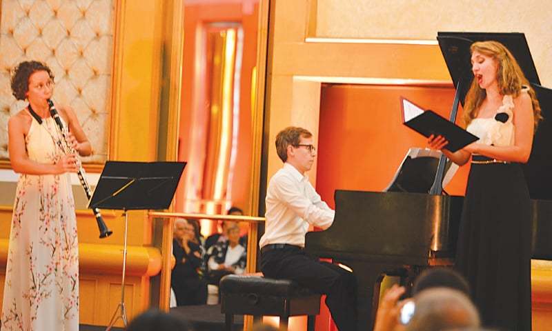 Classical trio delights listeners - Newspaper - DAWN.COM