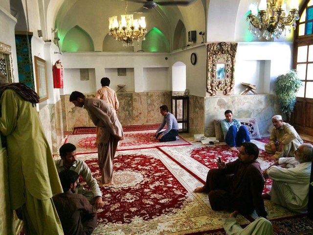 On Persian pilgrimages, Pakistanis and Indians reconnect with Iran ...