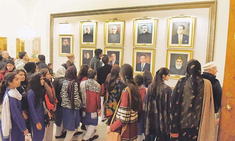 In a historic first, President House opened to public - Pakistan - DAWN.COM