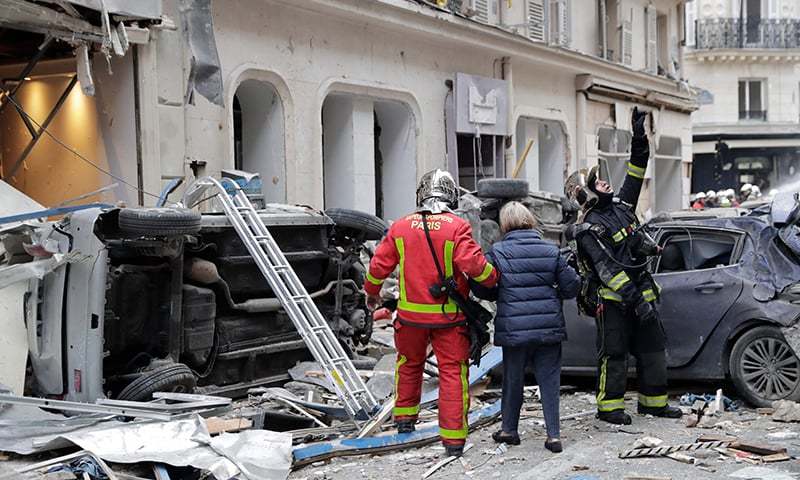 Two firefighters killed as gas leak explosion rocks central Paris ...