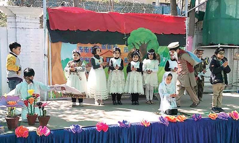 Students’ performances amuse visitors at school event - Newspaper ...