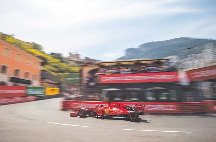 Hamilton grabs Monaco GP pole with record lap - Newspaper - DAWN.COM