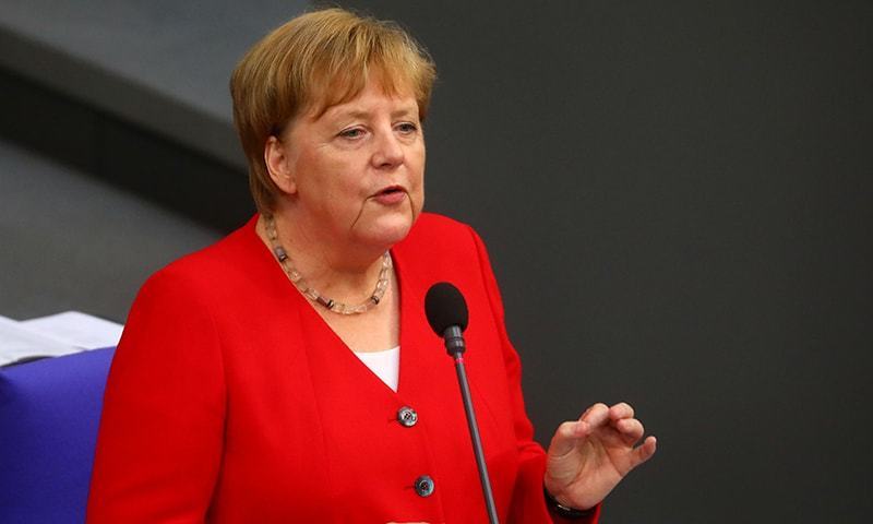 Merkel suffers third shaking bout in one month - World - DAWN.COM