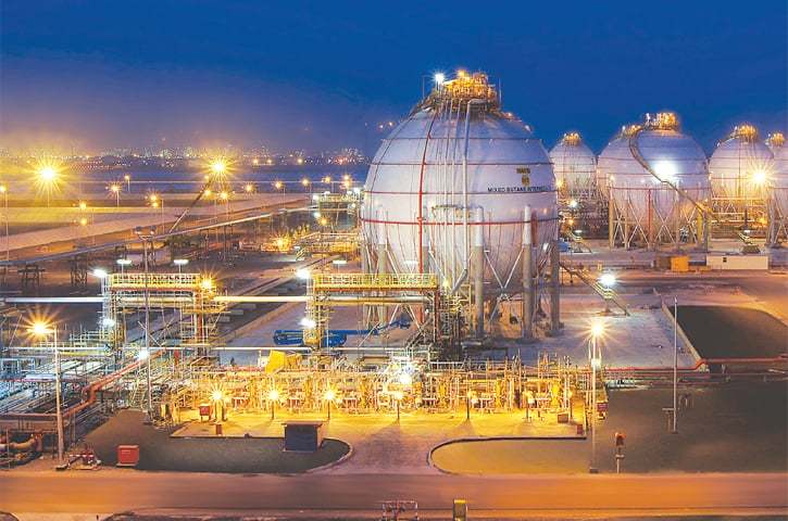 UAE plans oil trade overhaul to boost Middle Eastern clout - World ...