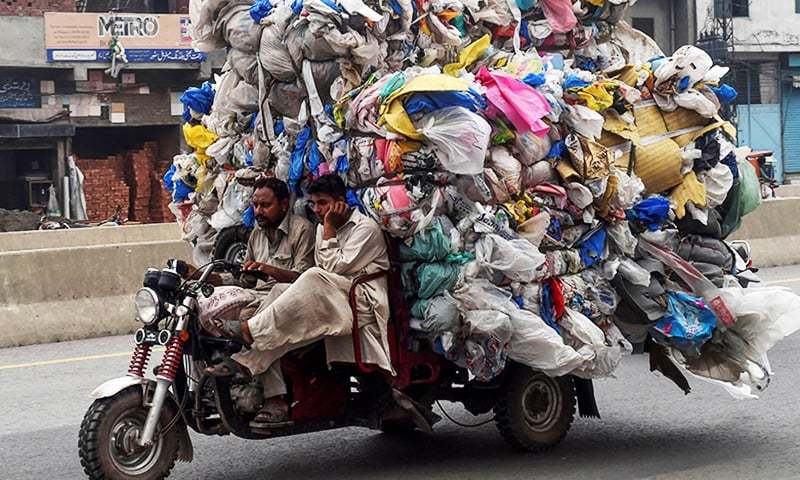 Pakistan's toxic 'love affair' with waste - Pakistan - DAWN.COM