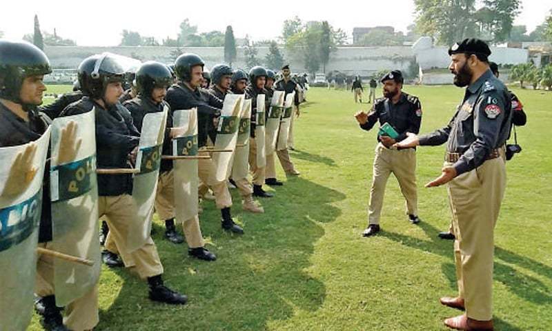 City police conduct riot management drill - Newspaper - DAWN.COM