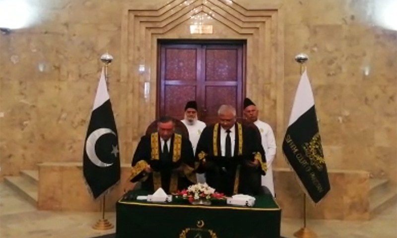 Justice Aminuddin Khan sworn in as Supreme Court judge - DAWN.COM