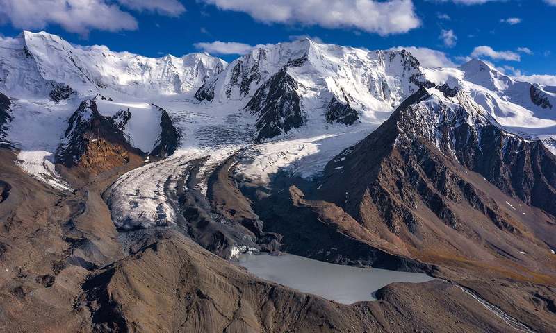 My journey to Karomber Lake, the jewel in Broghil's crown - Prism ...