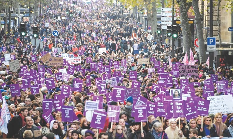 Tens of thousands march in Paris to protest femicide levels - World ...