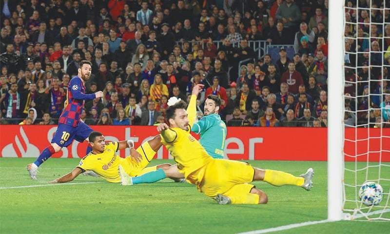 Messi celebrates, Liverpool frustrated in CL - Newspaper - DAWN.COM